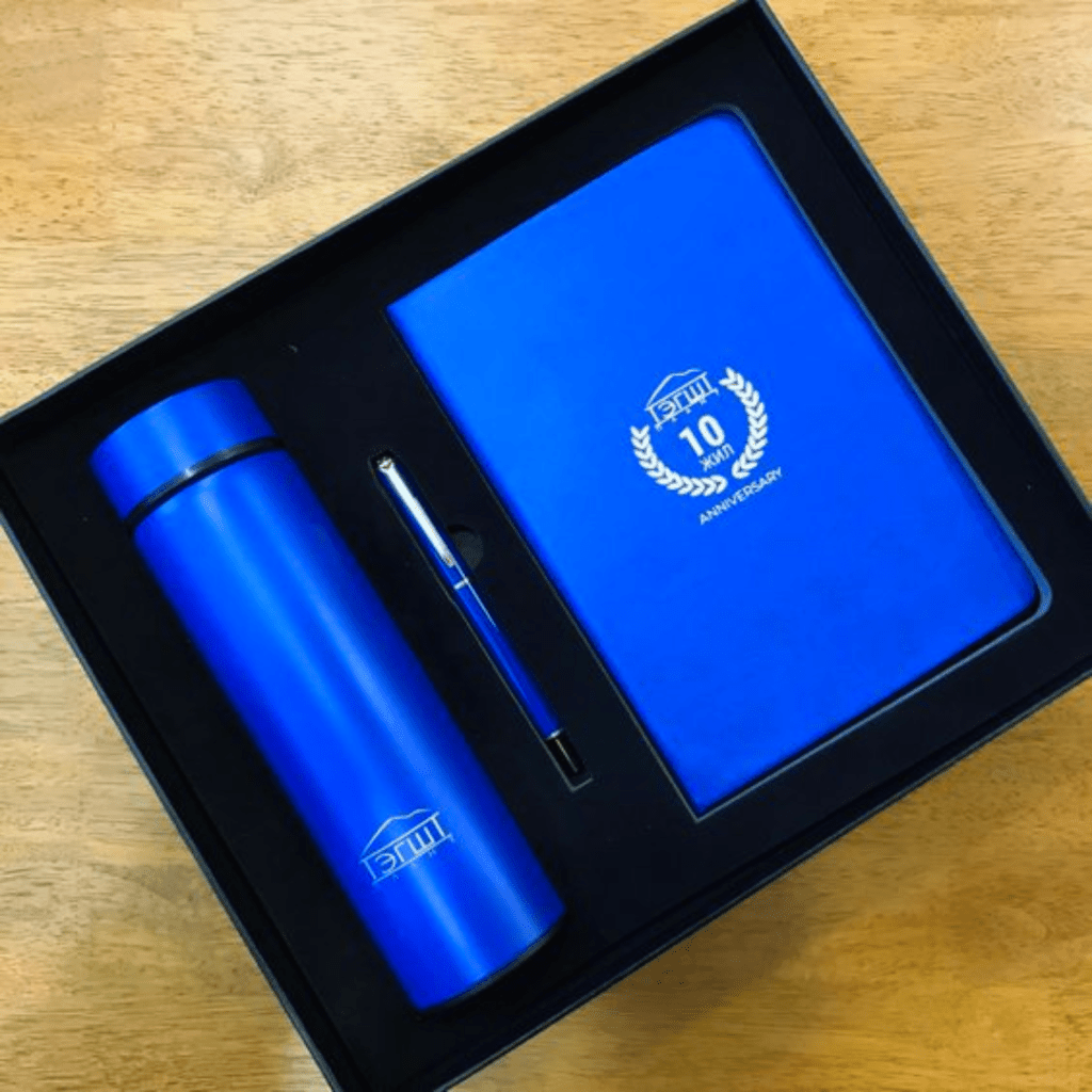 "Create the Perfect Personalized Employee Welcome Kit to Boost Engagement"